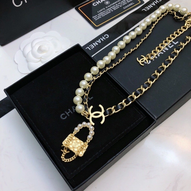 Low-cost Chanel Necklaces