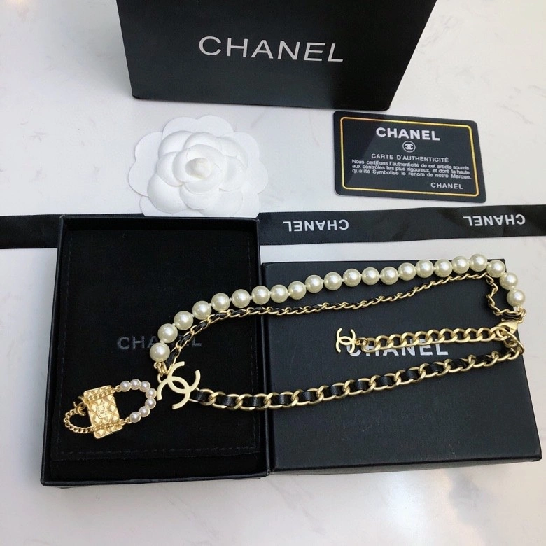 Low-cost Chanel Necklaces