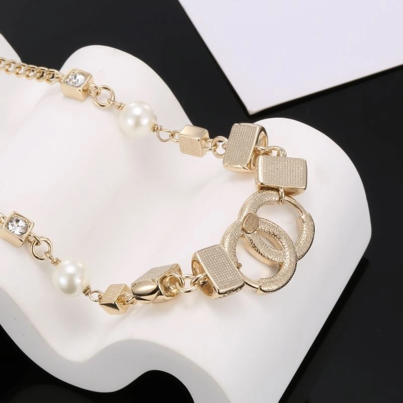 Accurate model Chanel Necklaces