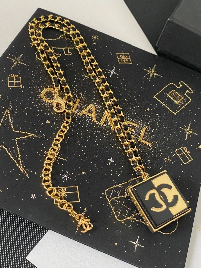 Exact replica Chanel Necklaces