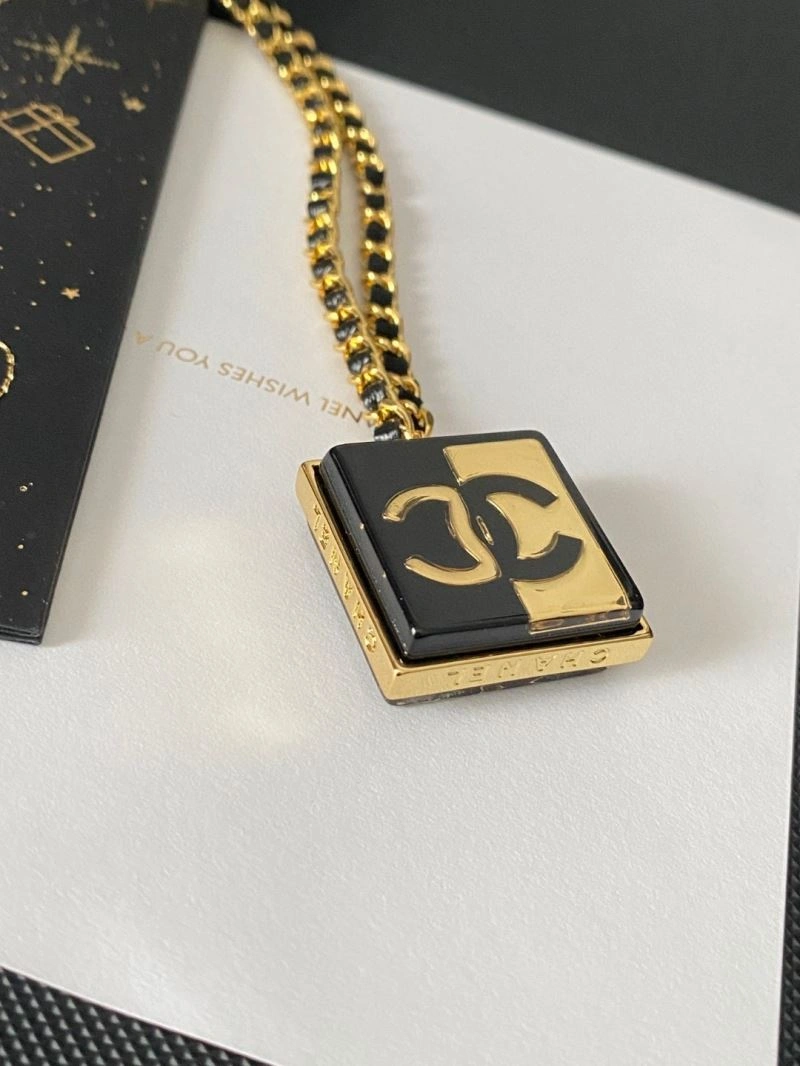 Exact replica Chanel Necklaces
