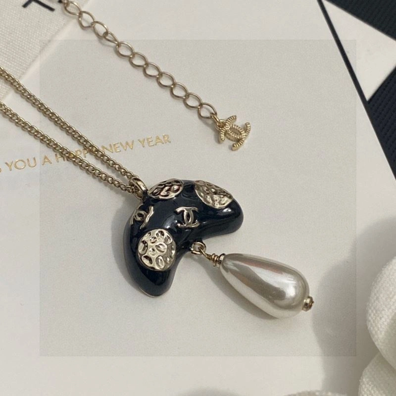 Value-priced Chanel Necklaces