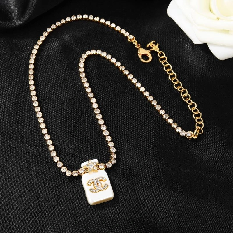 Cut-rate Chanel Necklaces