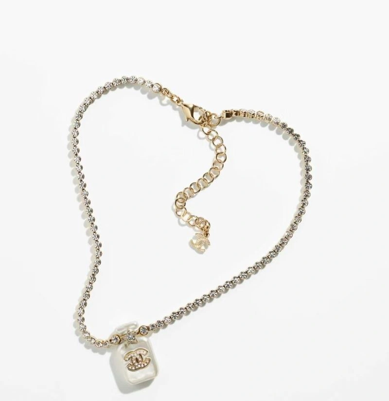 Cut-rate Chanel Necklaces