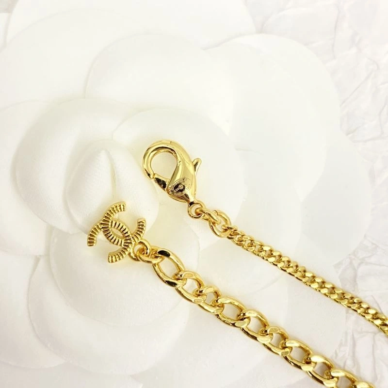 Bargain Chanel Necklaces