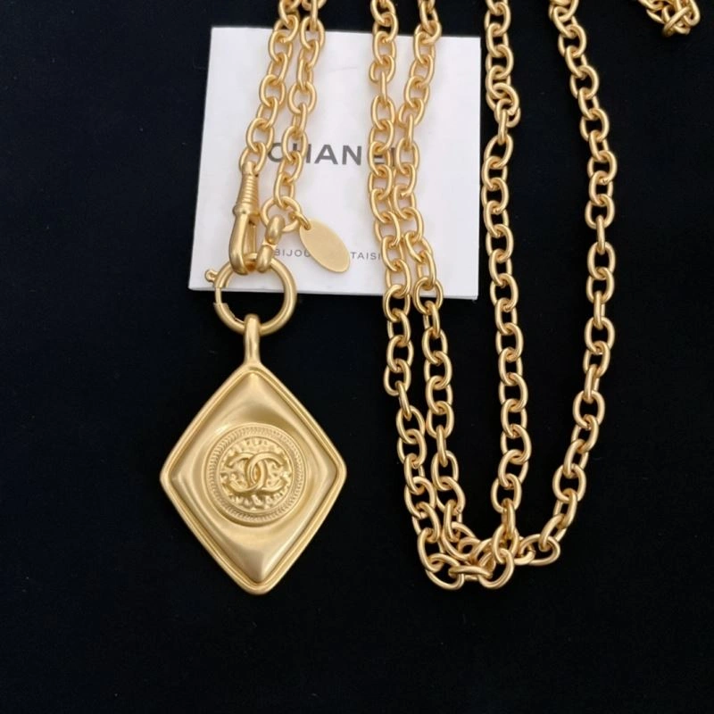 High accuracy Chanel Necklaces