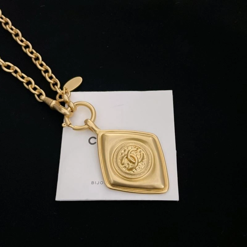 High accuracy Chanel Necklaces