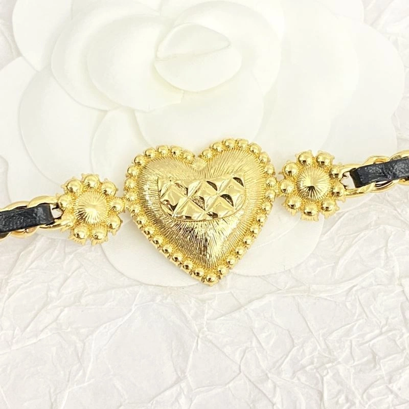 Bargain Chanel Necklaces