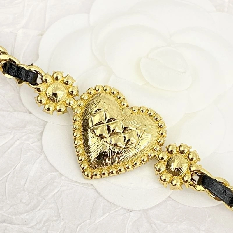 Bargain Chanel Necklaces