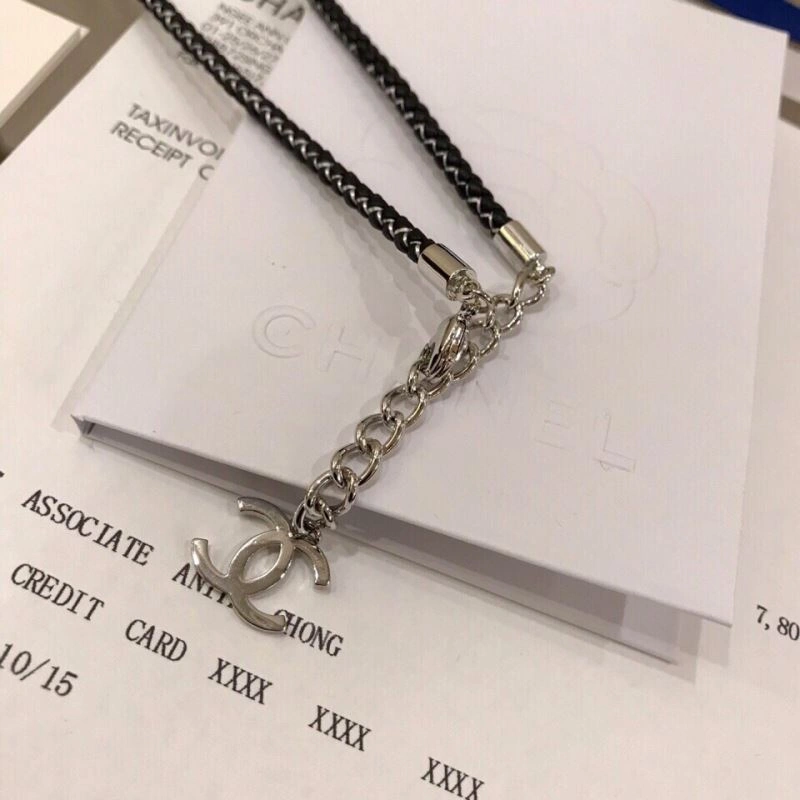 Accurate model Chanel Necklaces