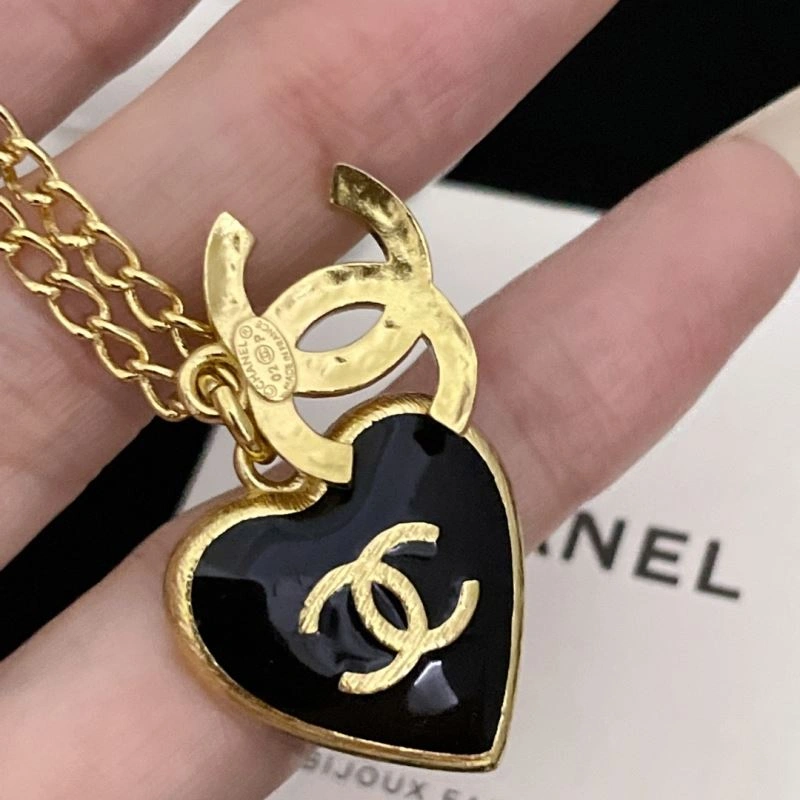 Low-cost Chanel Necklaces