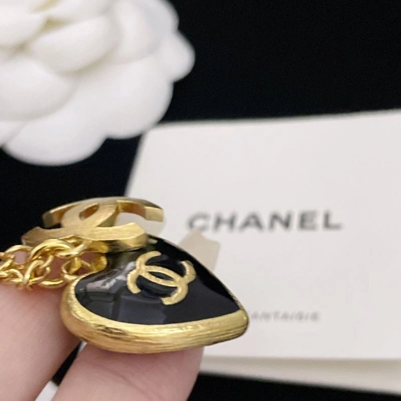 Low-cost Chanel Necklaces