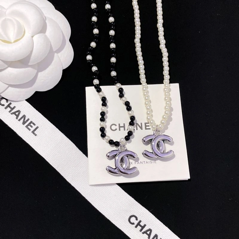 Cut-rate Chanel Necklaces