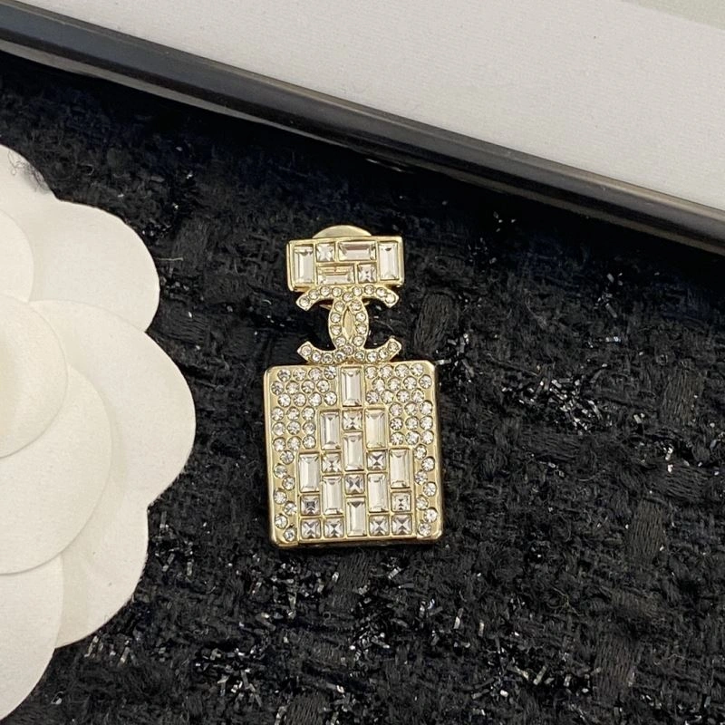Cut-rate Chanel Necklaces