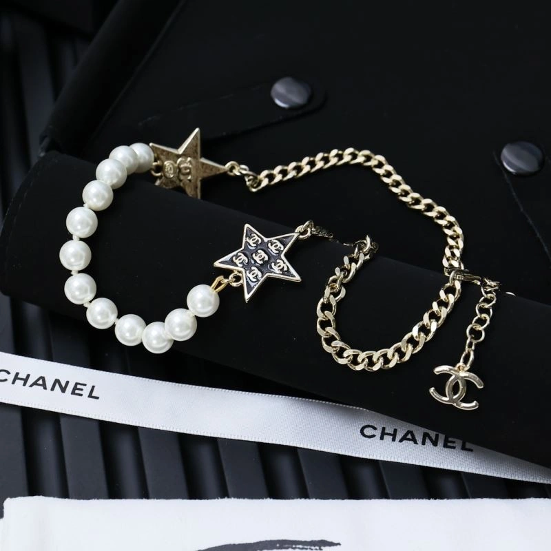 Brand-authenticated Chanel Necklaces