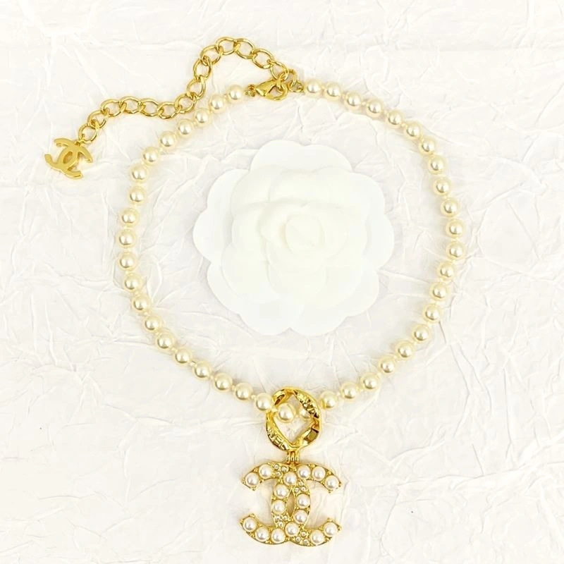 Low-cost Chanel Necklaces