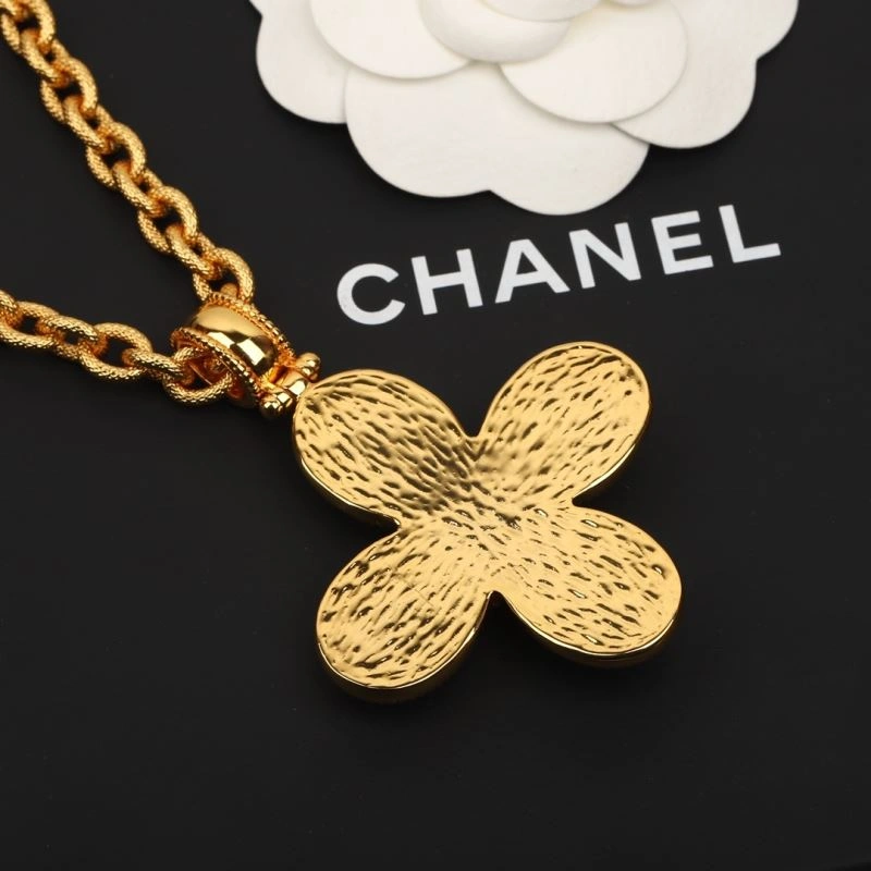 Brand-authenticated Chanel Necklaces