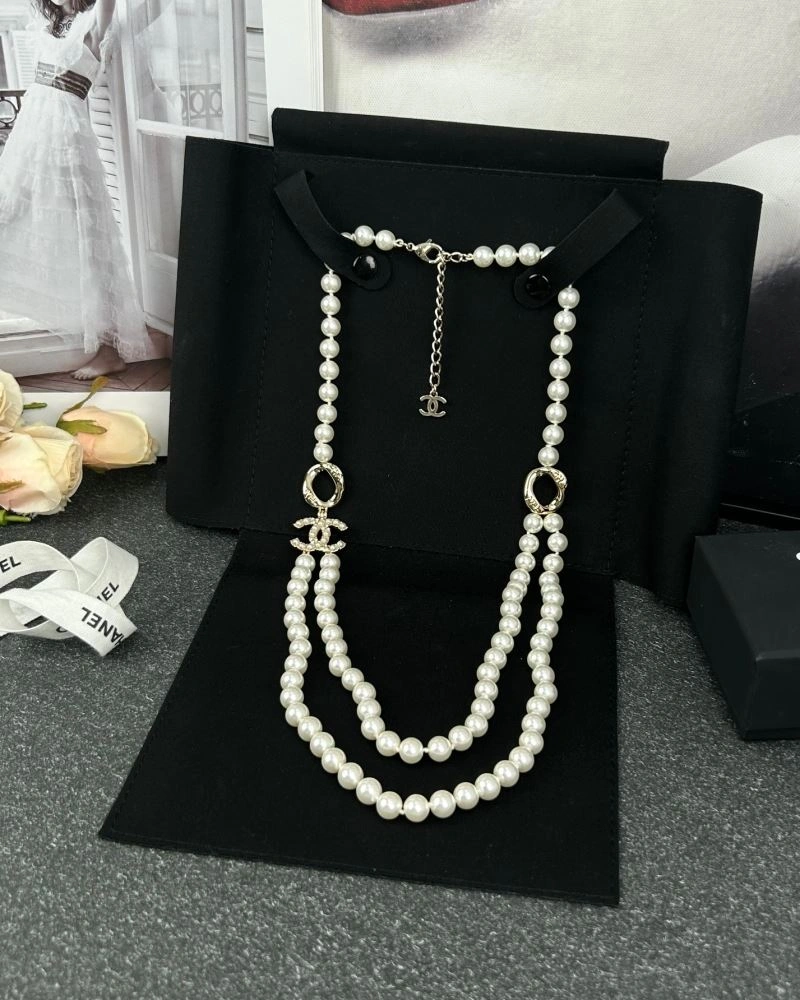 Accurate model Chanel Necklaces