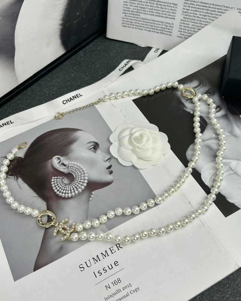 Accurate model Chanel Necklaces