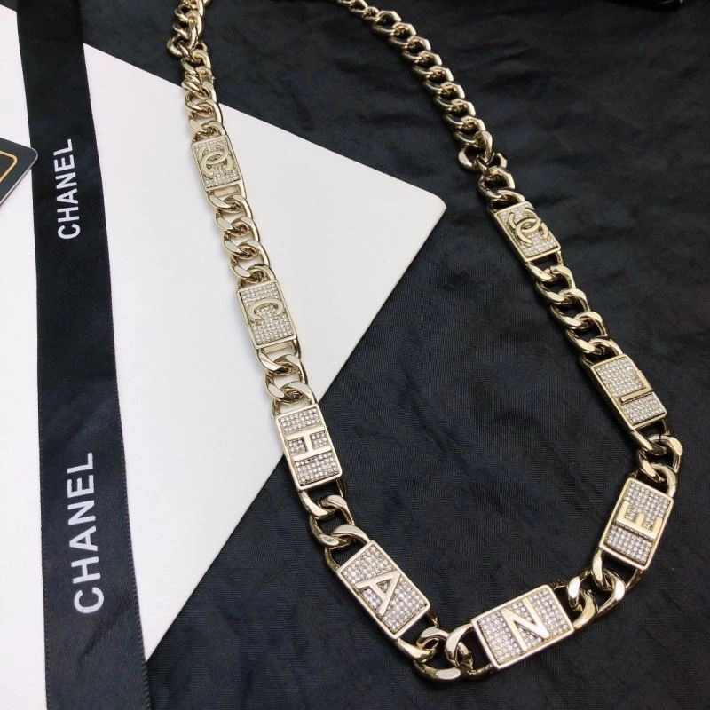 Top mirror Chanel Necklaces