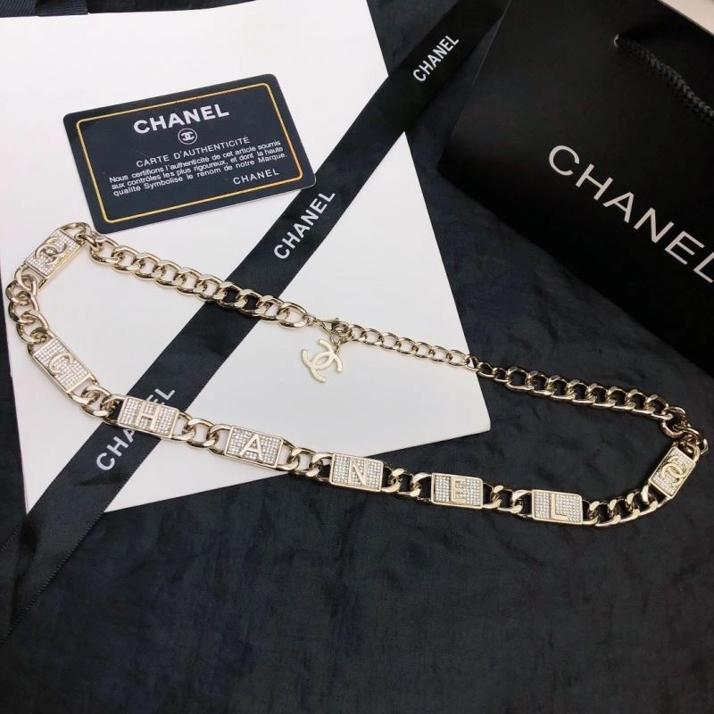 Top mirror Chanel Necklaces