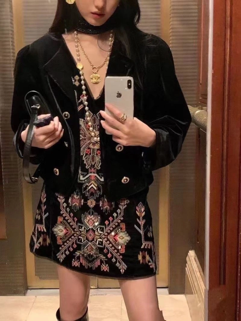 Discounted Chanel Necklaces