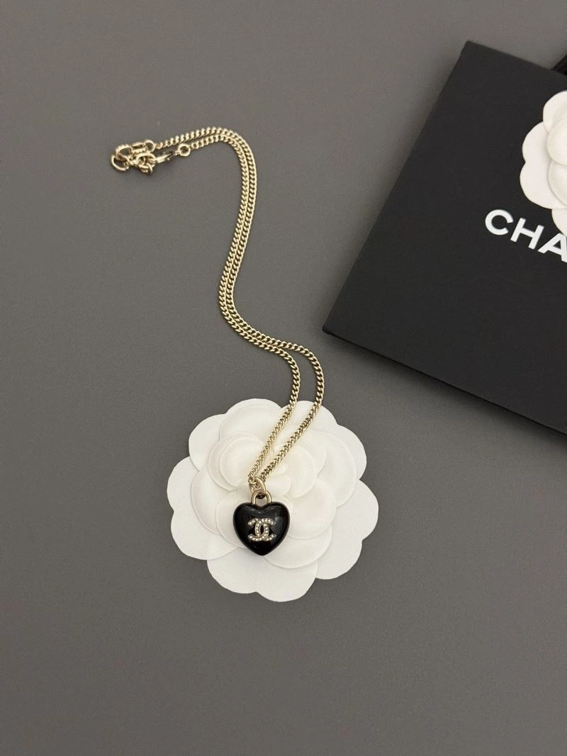 Accurate model Chanel Necklaces