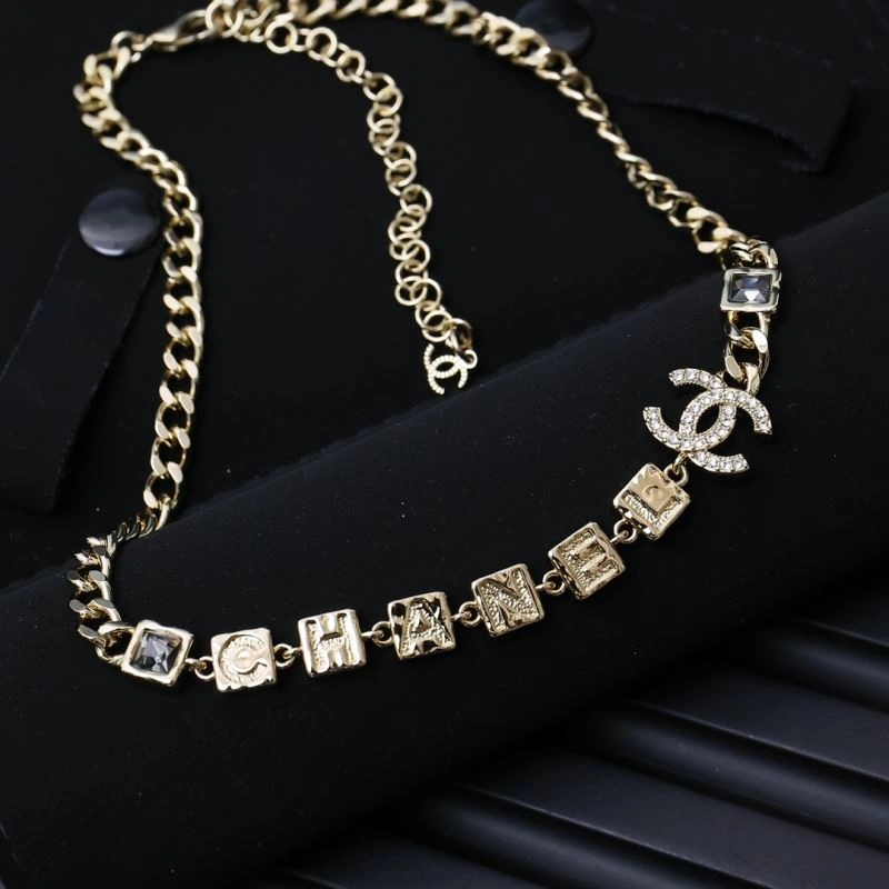 Top mirror Chanel Necklaces