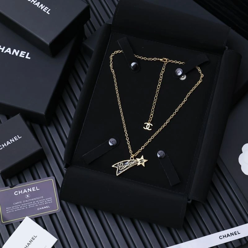Accurate model Chanel Necklaces
