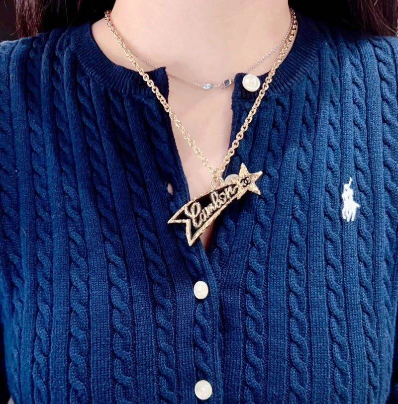 Accurate model Chanel Necklaces