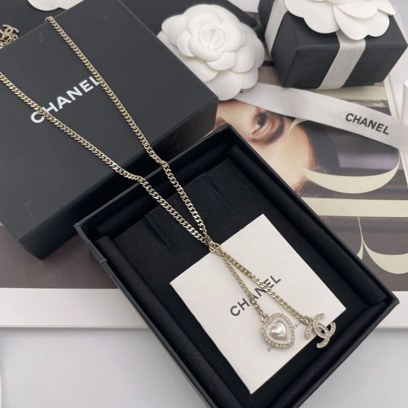 Cut-rate Chanel Necklaces