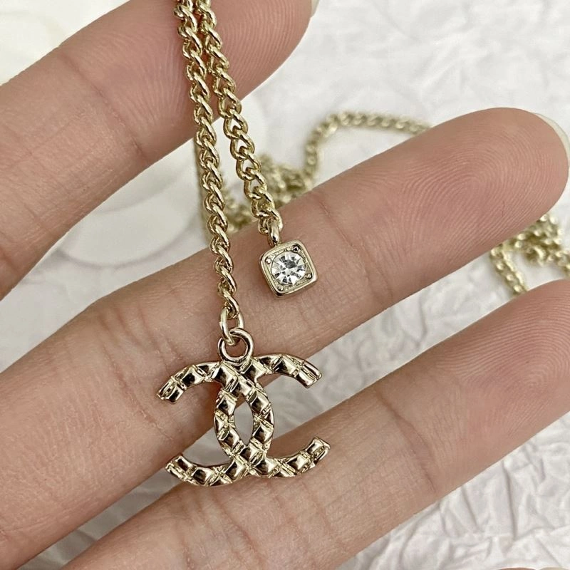 1:1 copy Chanel Necklaces