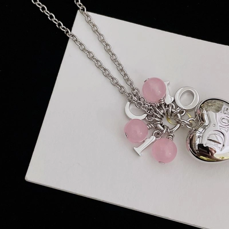 1:1 copy Chanel Necklaces