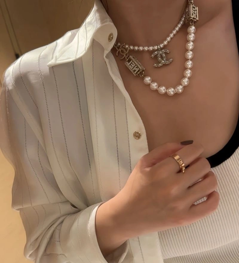 Cut-rate Chanel Necklaces