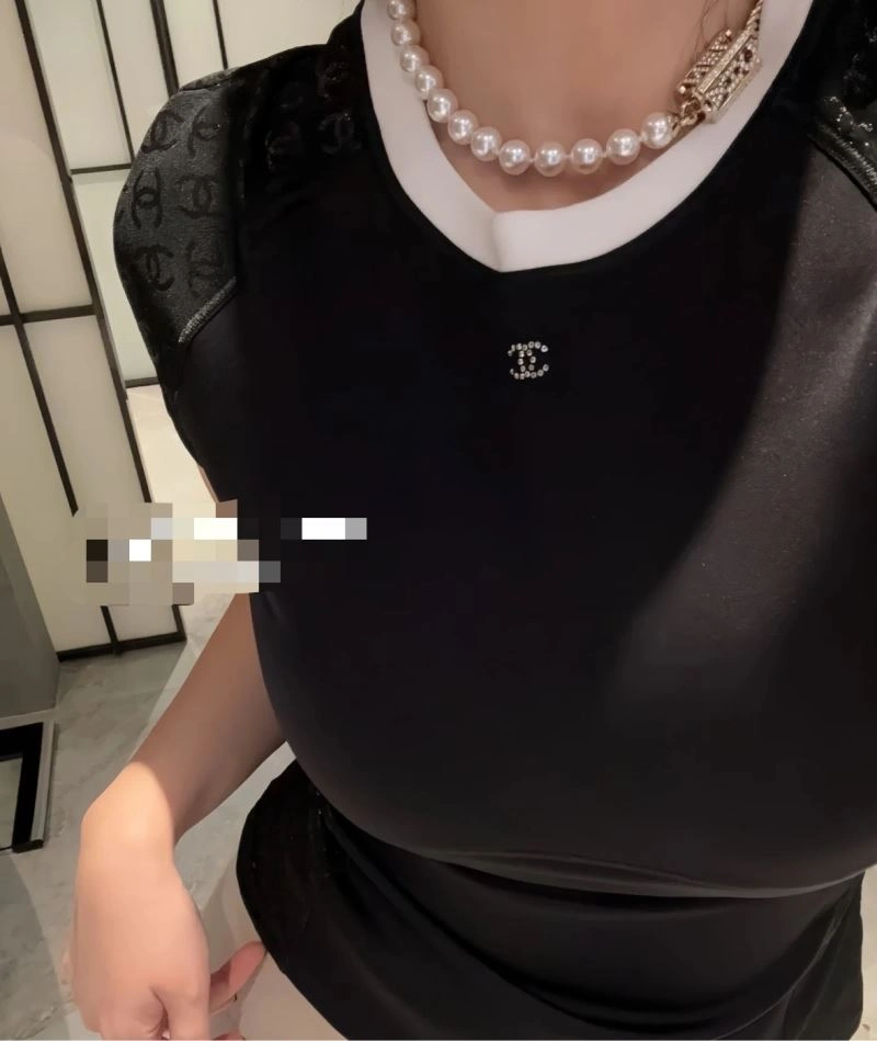 Cut-rate Chanel Necklaces