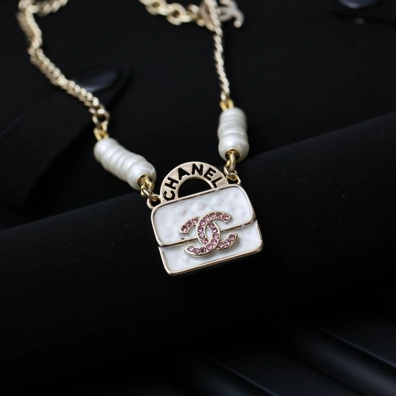 Brand-authenticated Chanel Necklaces