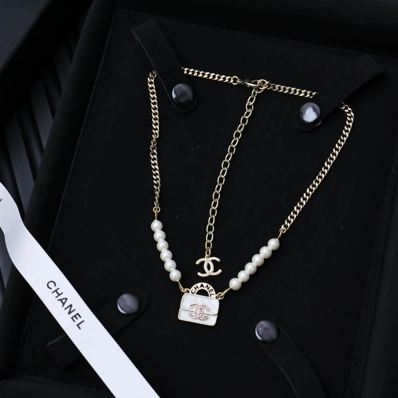 Brand-authenticated Chanel Necklaces