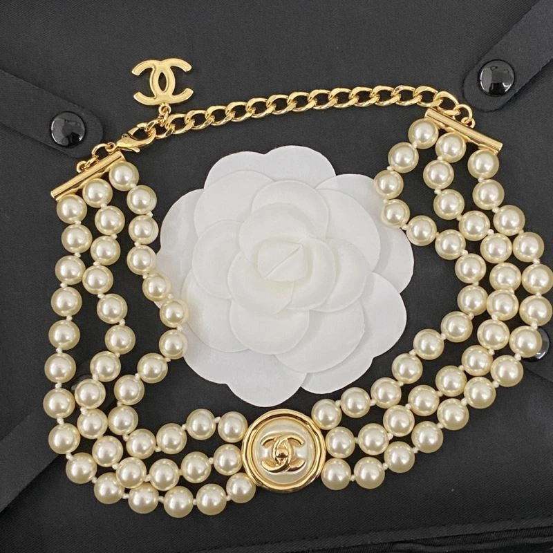 Brand-authenticated Chanel Necklaces