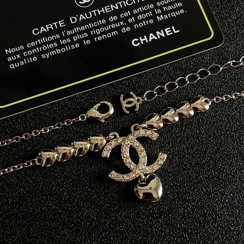 Top match Chanel Necklaces