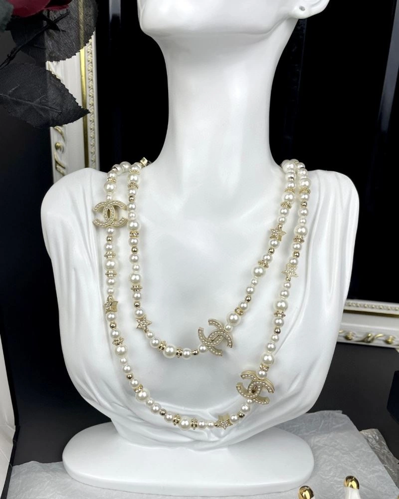 Accurate model Chanel Necklaces