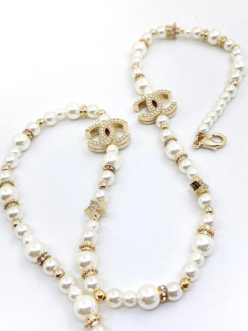 Accurate model Chanel Necklaces