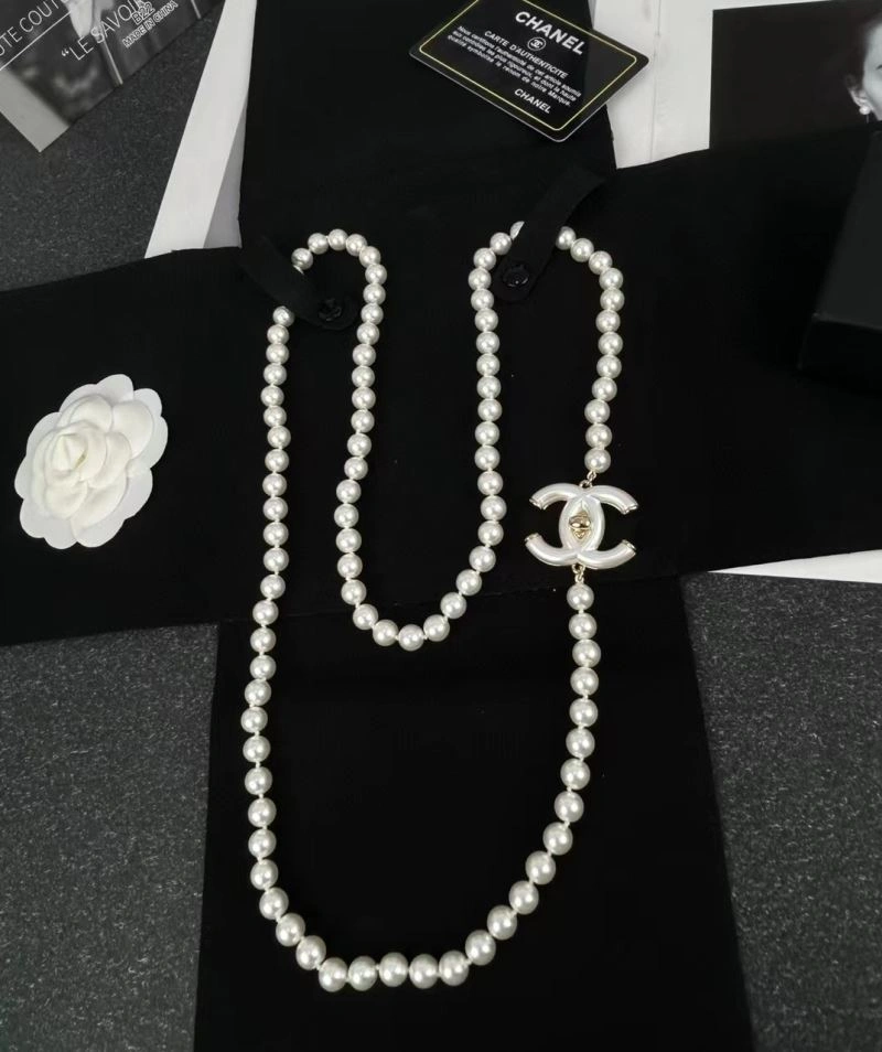 Accurate model Chanel Necklaces