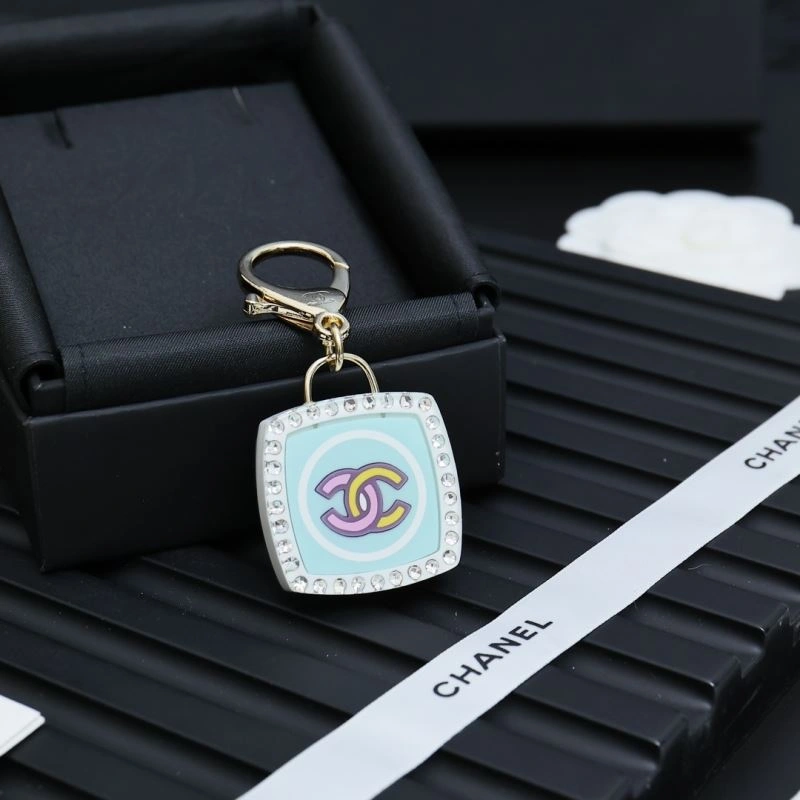 Bargain Chanel Necklaces