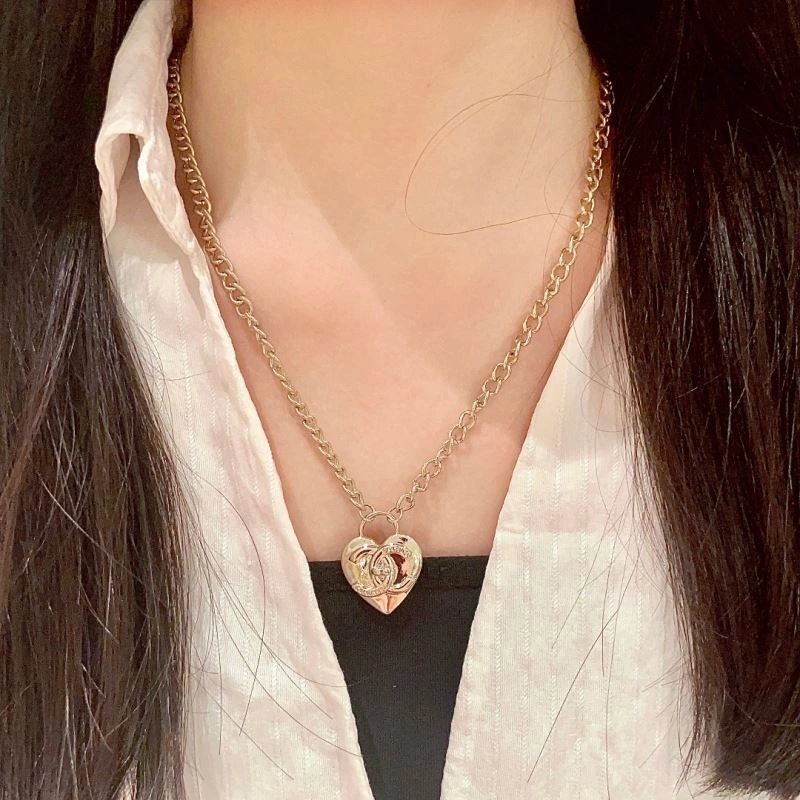 Perfect replica Chanel Necklaces