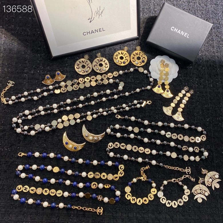Real Chanel Necklaces