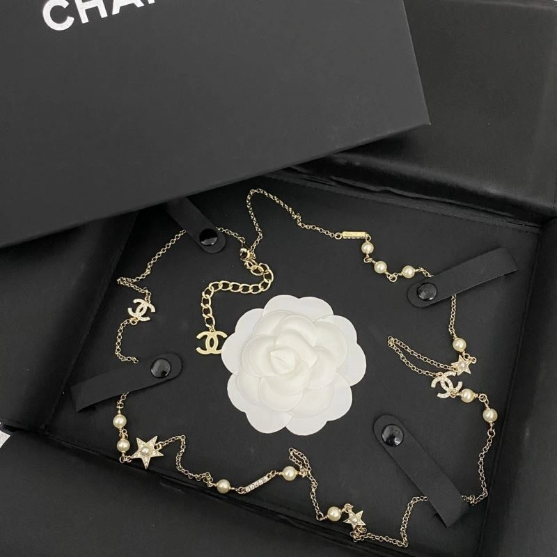 Bargain Chanel Necklaces