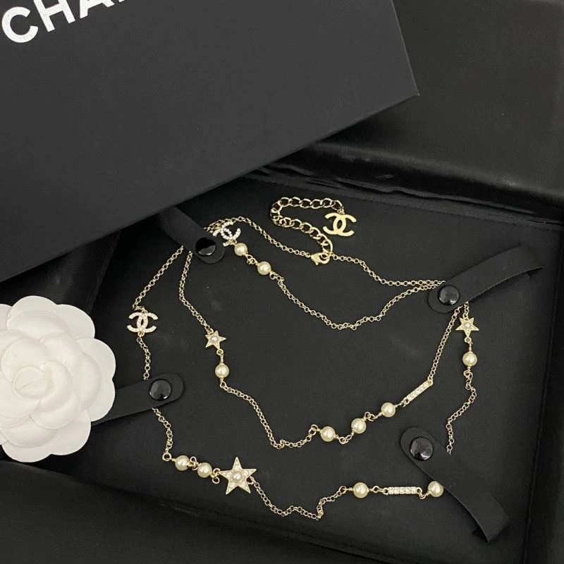 Bargain Chanel Necklaces
