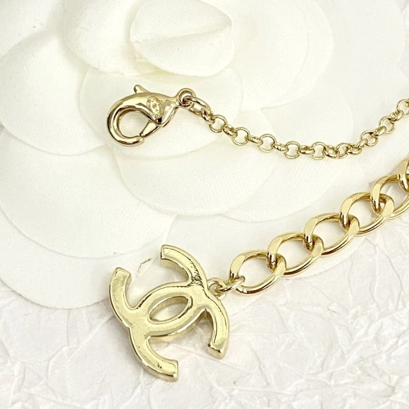 Bargain Chanel Necklaces