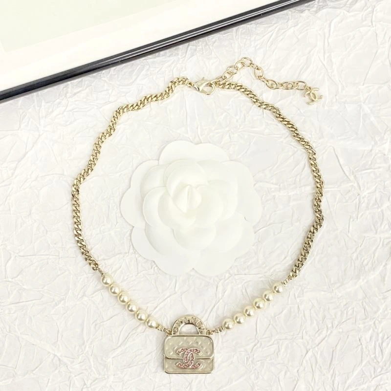 Precise copy Chanel Necklaces