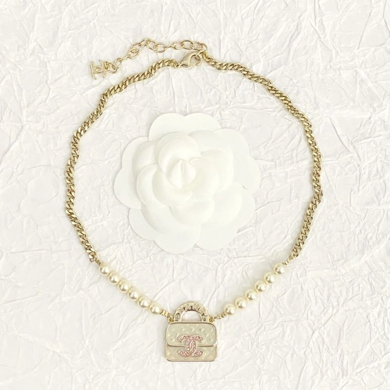 Precise copy Chanel Necklaces